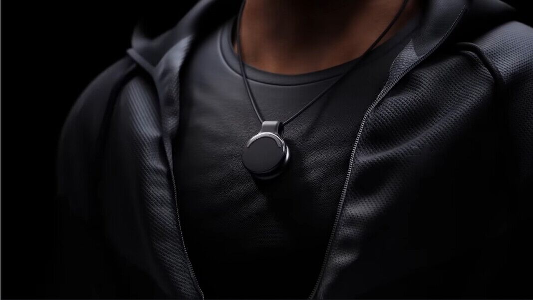 Meta Acquires AI Wearables Startup Limitless, Kills "Pendant" Sales and ...